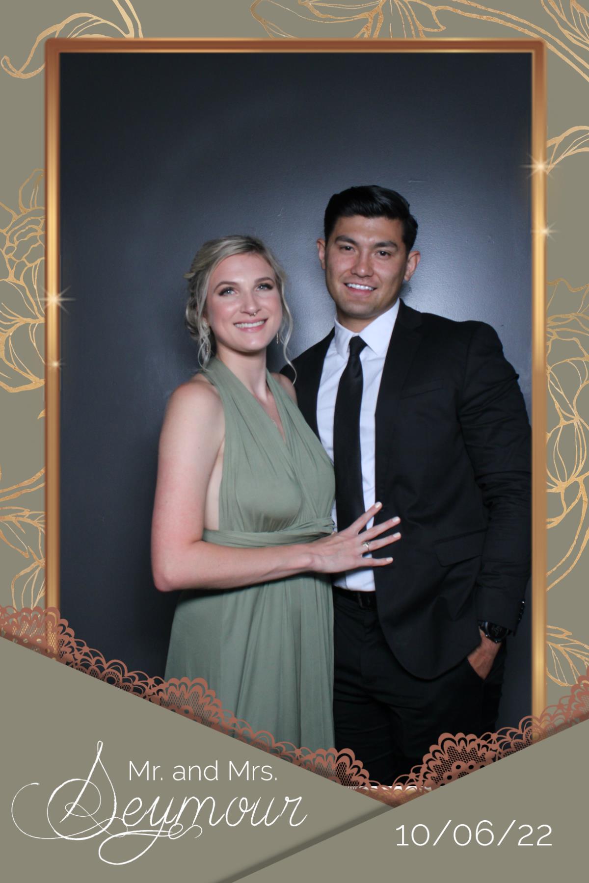 Products - Reflections Mirror Photo Booth in Savannah, GA